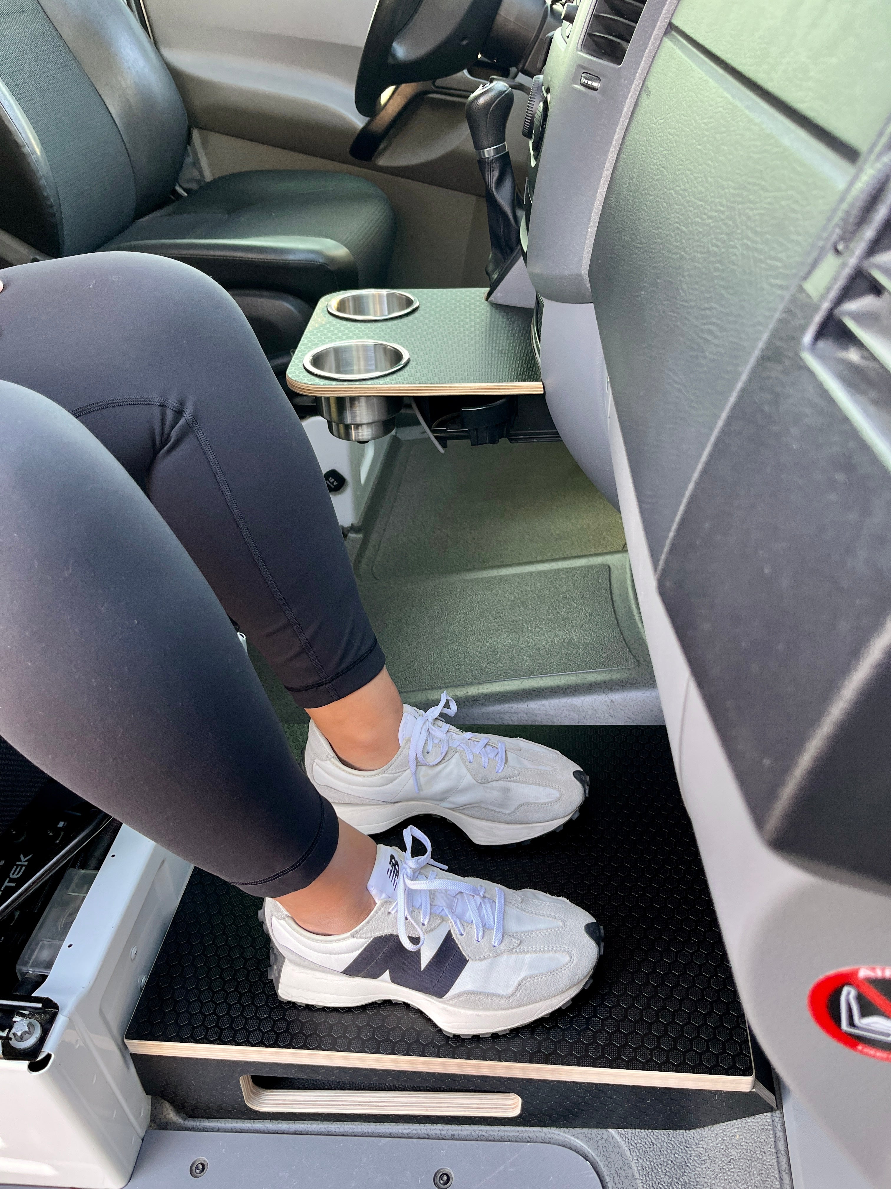 Mercedes-Benz Sprinter Black Hex Passenger Foot Platform Camper Van St ...